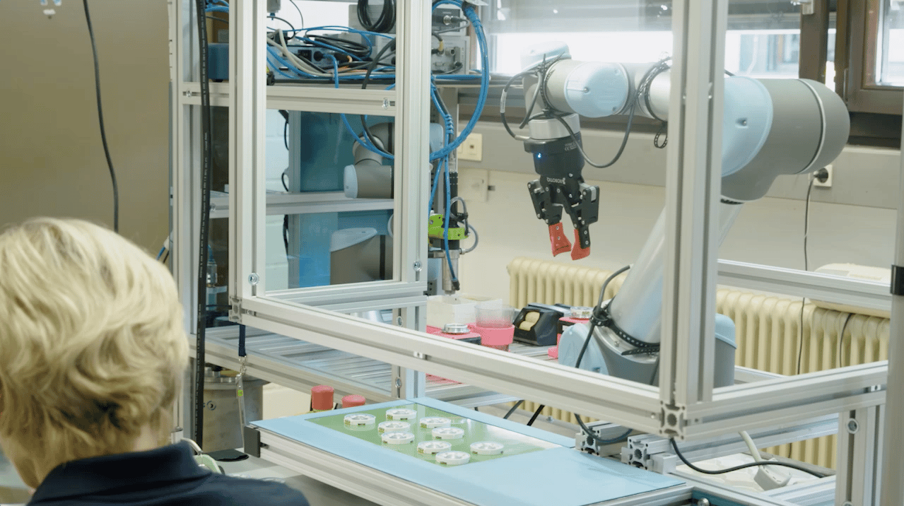 Why I Have Fenced my Collaborative Robot
