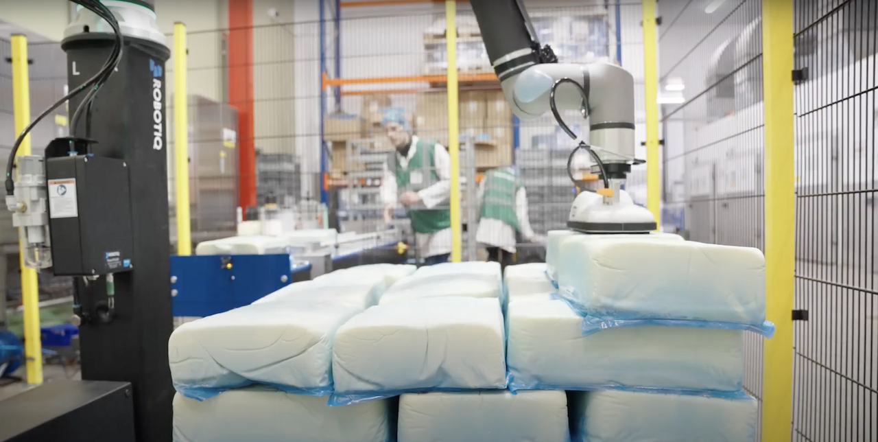 How Palletizing Cobots Relieve the Manual Strain at Ornua Dairy