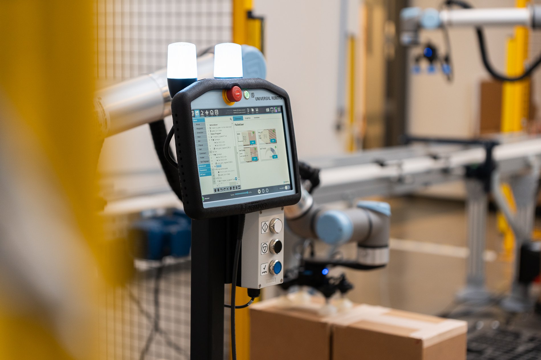 How to Setup a Cobot Cell for Efficient De-palletization