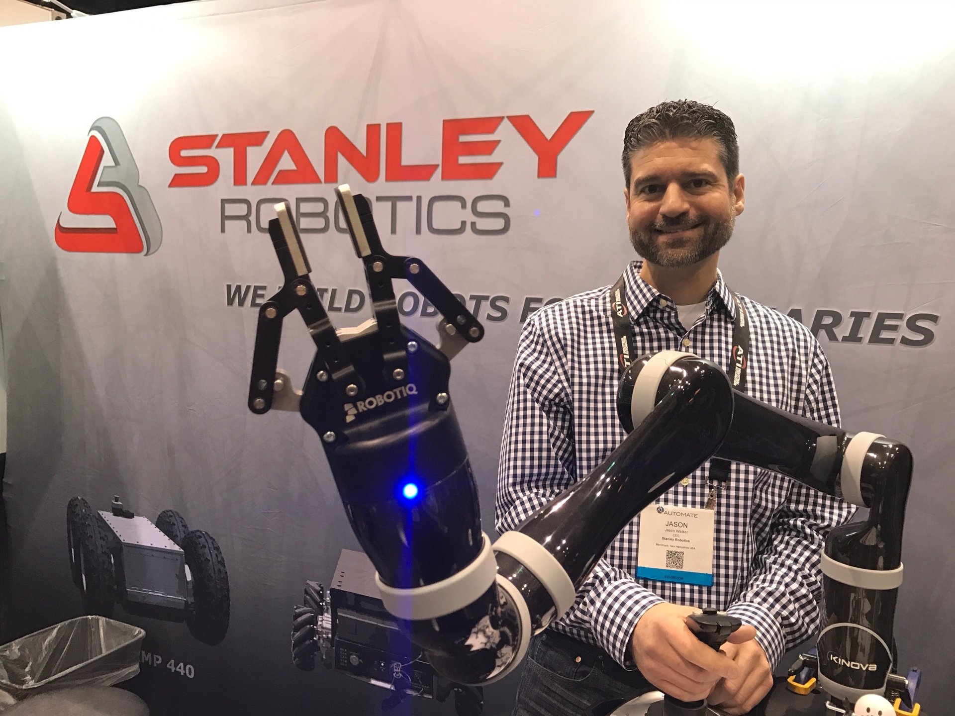 Top 5 Robotiq Appearances at Automate 2017 (Day 3)