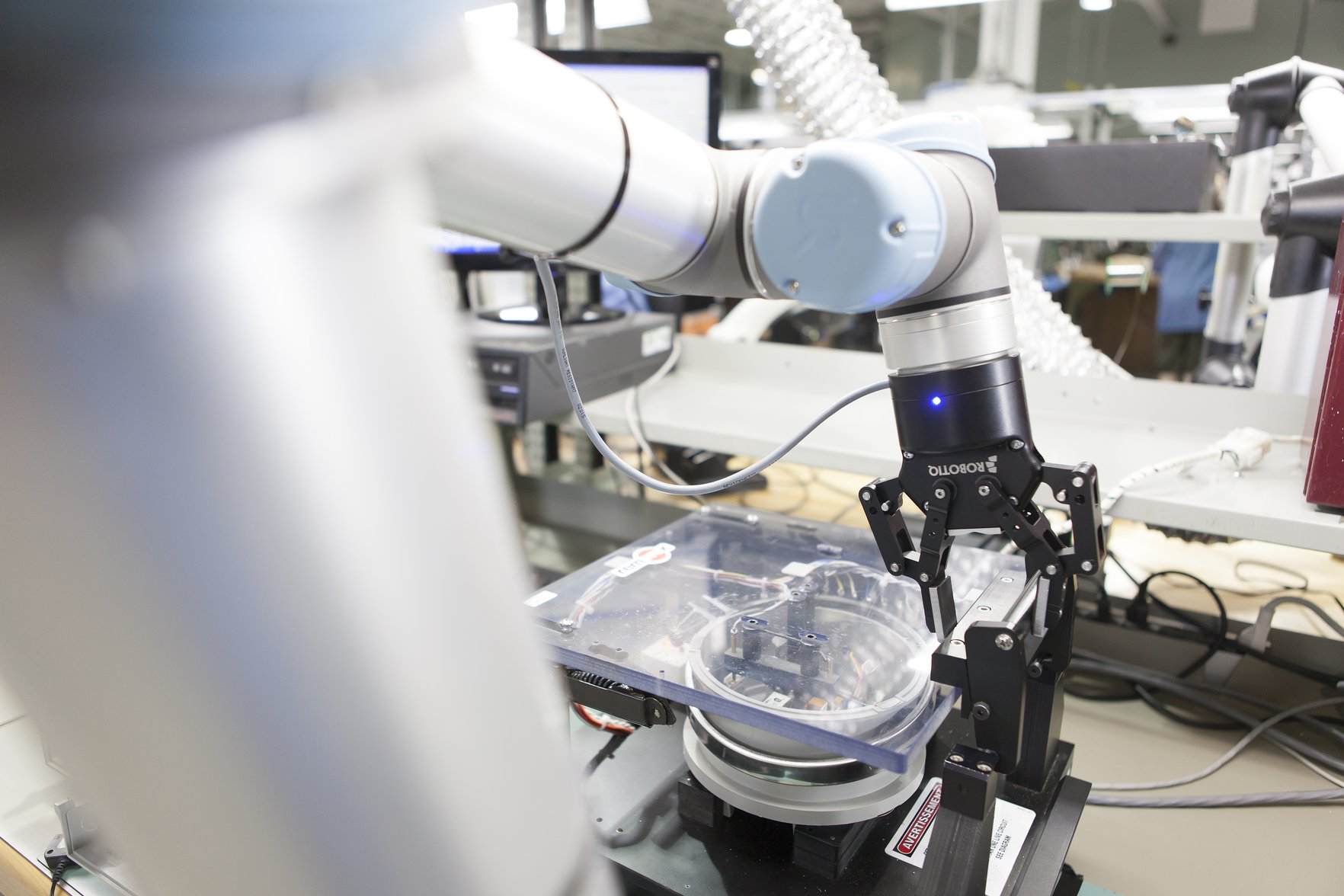 How to do Product Testing using a Robotiq Gripper