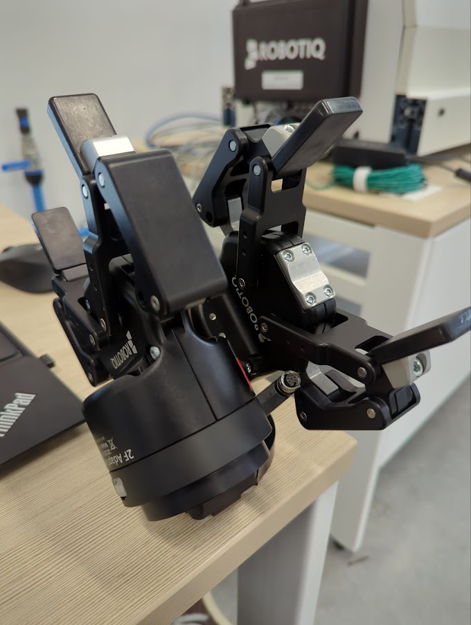 Robotiq Dual Adapter Plates: Options and Applications