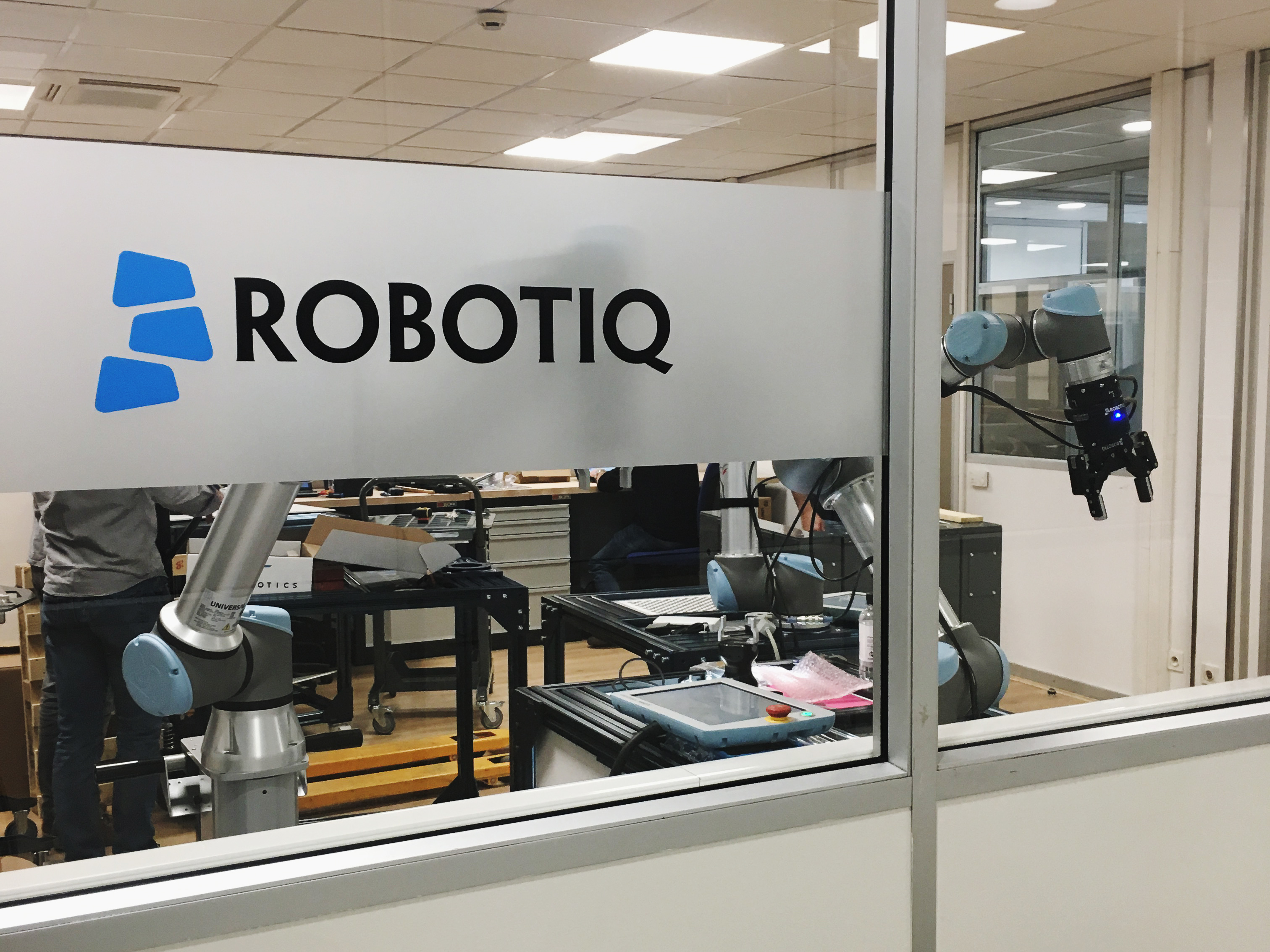 Robotiq's European Headquarters is Officially Open in Lyon